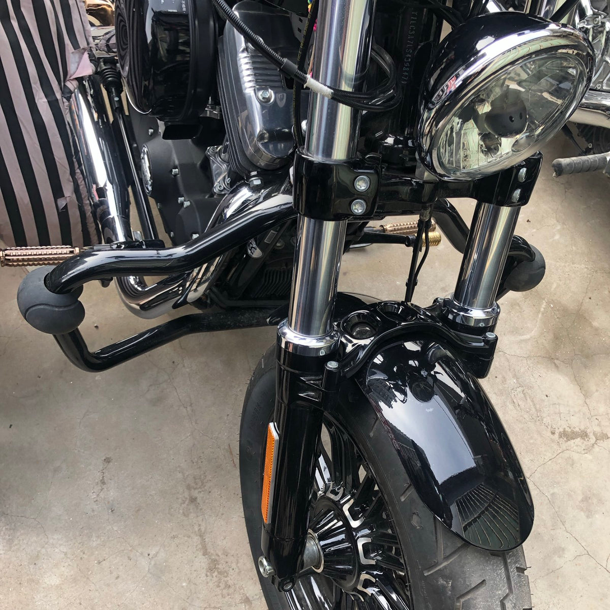 Rubber Ball Crash Bar Bumper Protector 24-32mm Motorcycle Anti-fall Fr ...